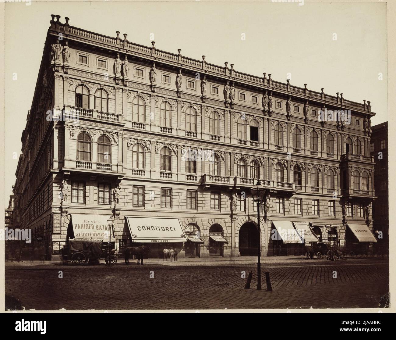Palais todesco hi-res stock photography and images - Alamy
