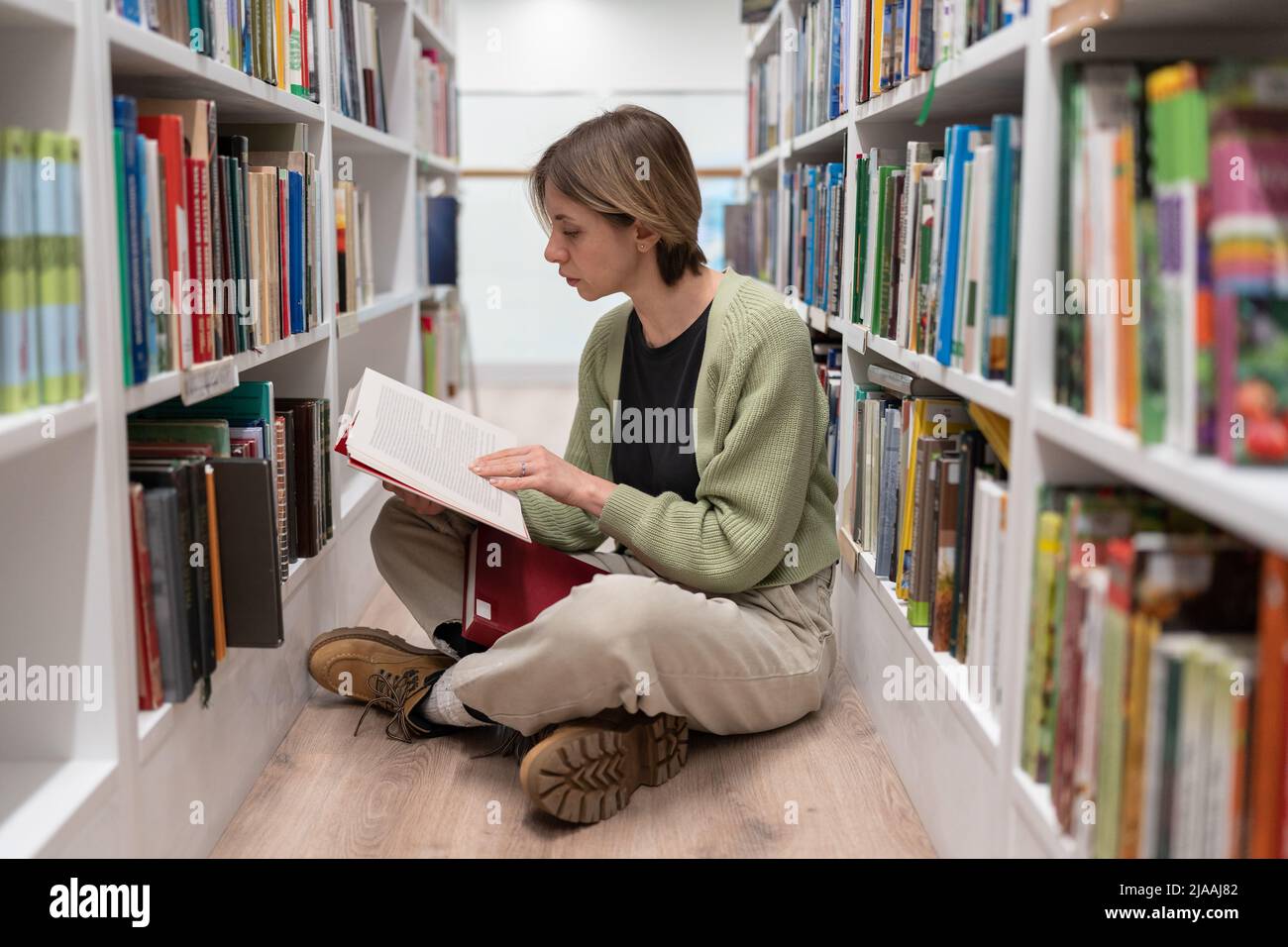 House editor chief publishing hi-res stock photography and images - Alamy