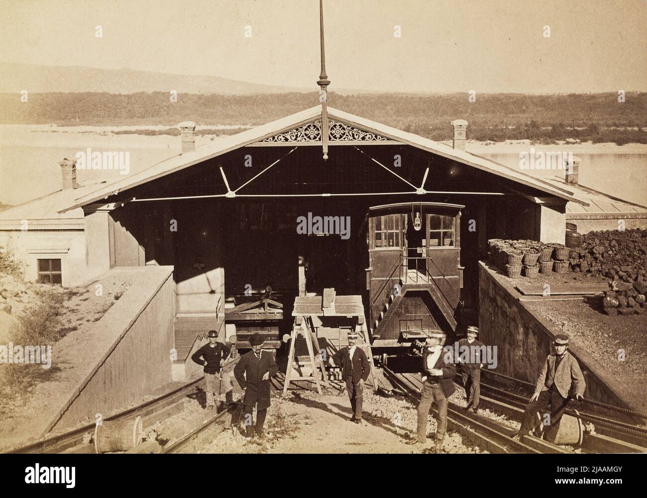 19th, wire cable car on the Leopoldsberg (also "cable car on the ...