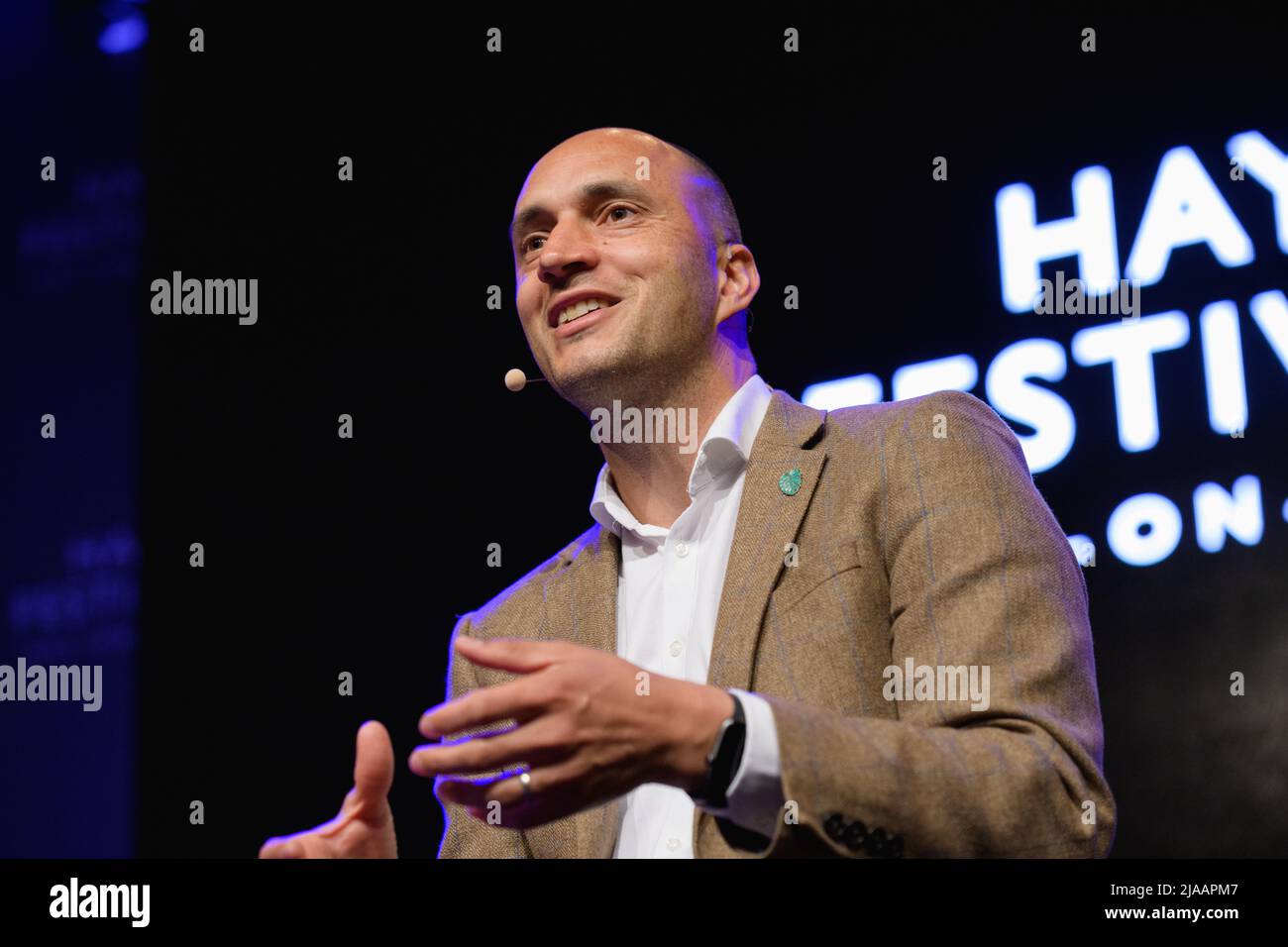 Royal botanic gardens london scientist hi-res stock photography and ...