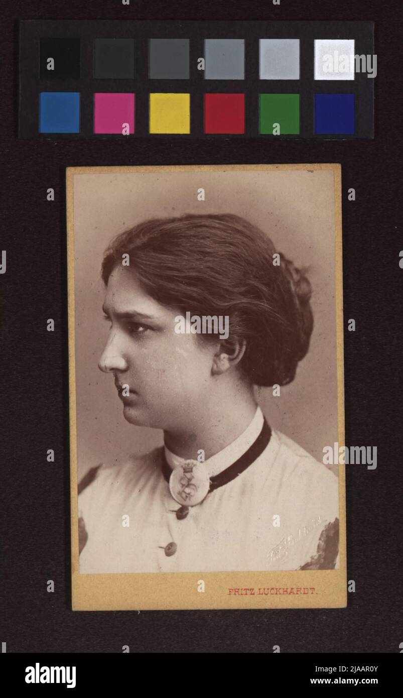 Laura Schuberth, actress. Fritz Luckhardt (1843-1894), photographer ...