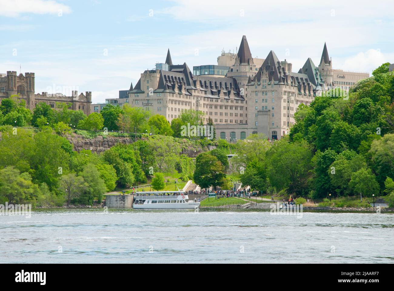 Chateau Laurier Hotel and Tour Boat on the Ottawa River, Ottawa ...