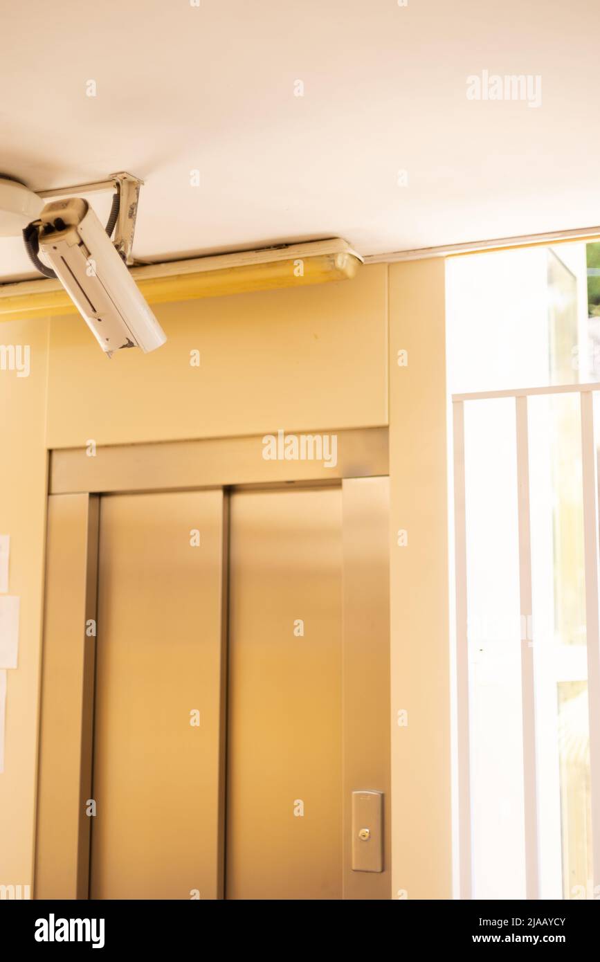 Elevator surveillance hi-res stock photography and images - Alamy