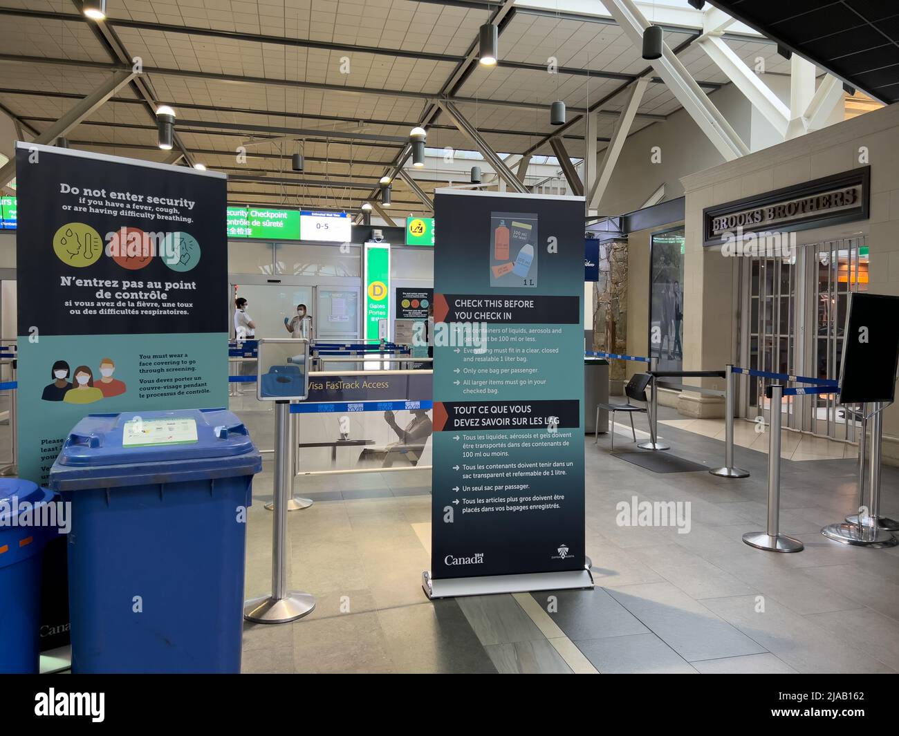 Vancouver, Canada - January 15,2022: Security CheckPoint at Vancouver ...