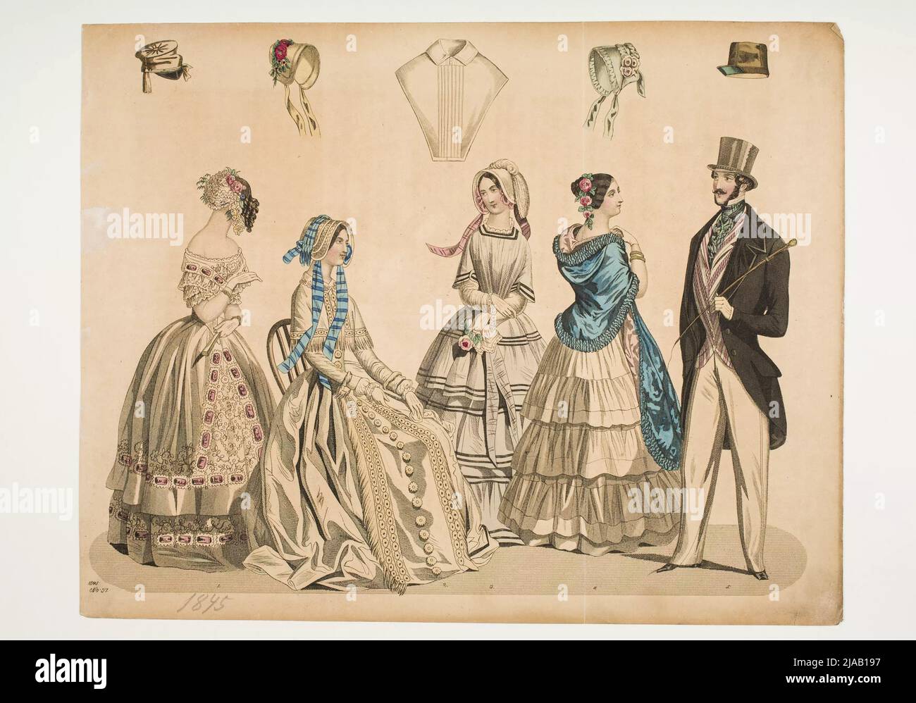 Mens social suit hi-res stock photography and images - Alamy