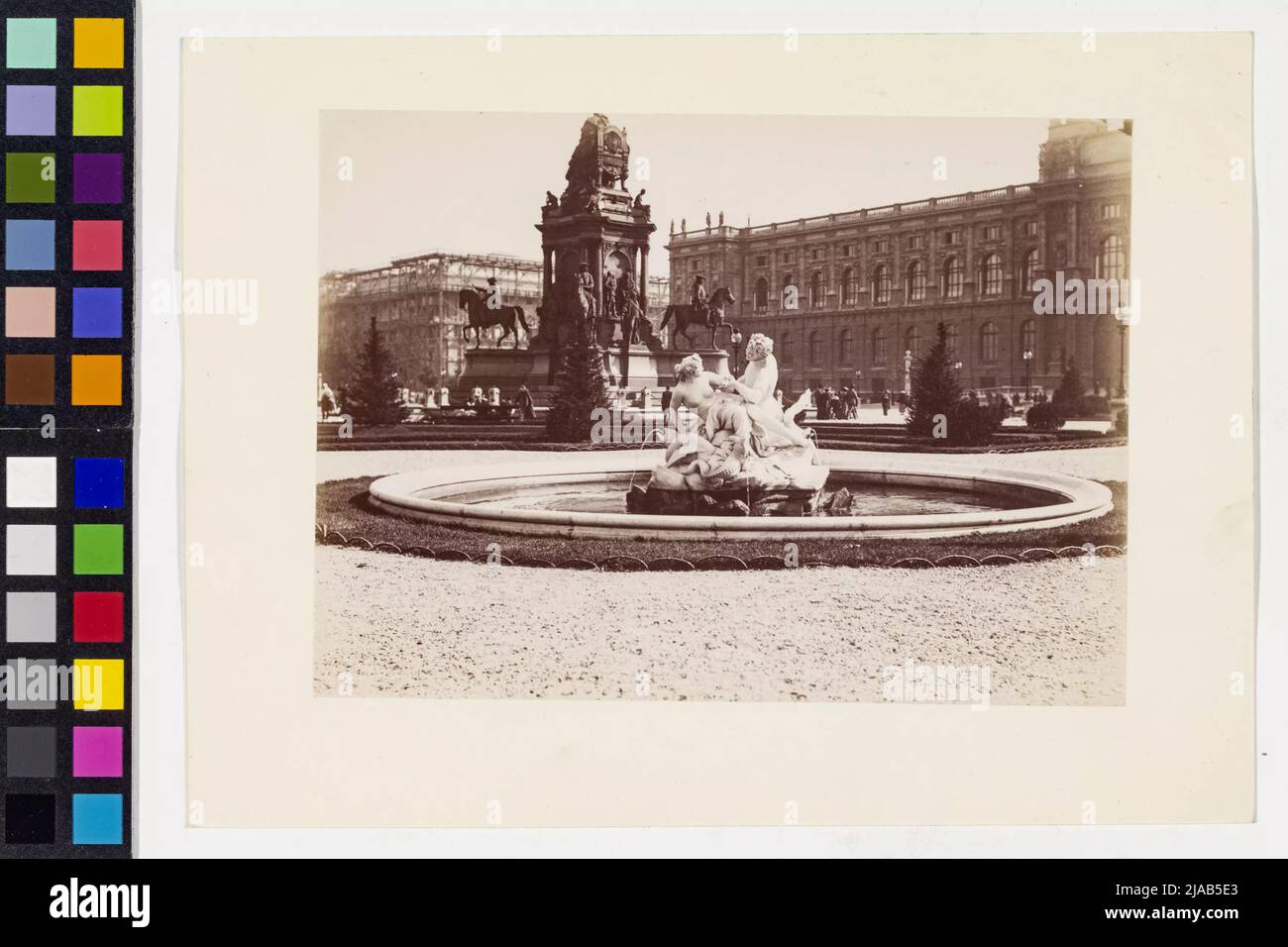1st, Maria-Theresien-Platz-Triton and Najadenbrunnen-Glick against ...