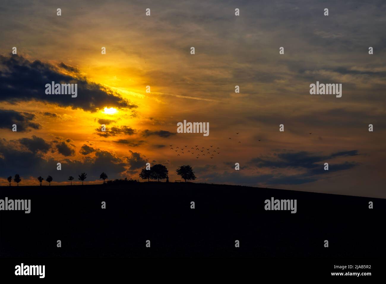 Warm horizon hi-res stock photography and images - Alamy