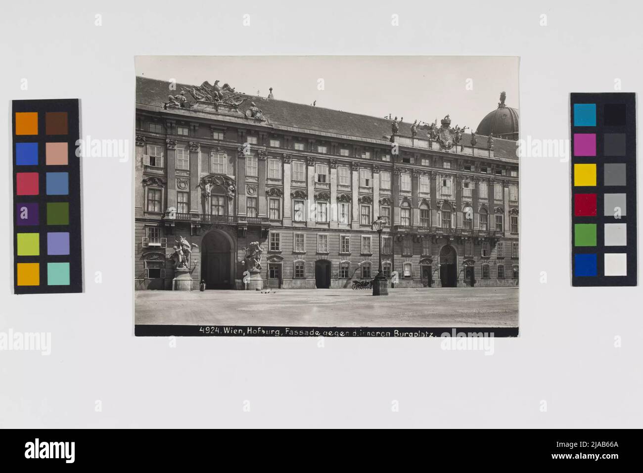 1st, Burg - in the castle (formerly France Square) - Reich Chancellery ...