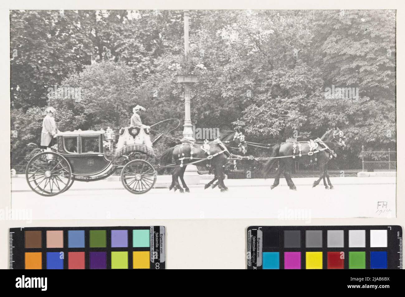 The mayor's gala car course. Franz Holluber (1858-1942), photographer ...