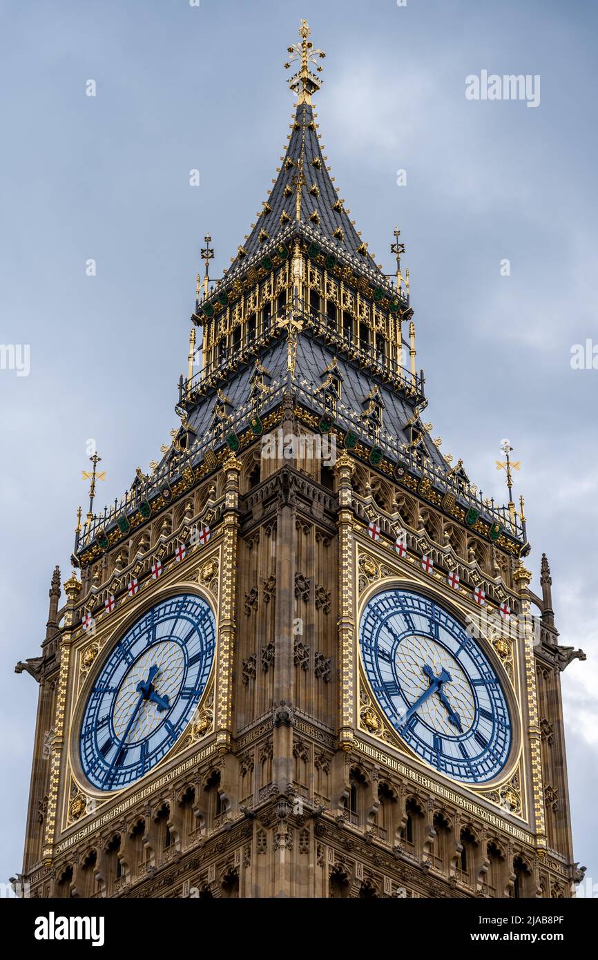 Big ben clock tower and parliament house at city of hi-res stock ...