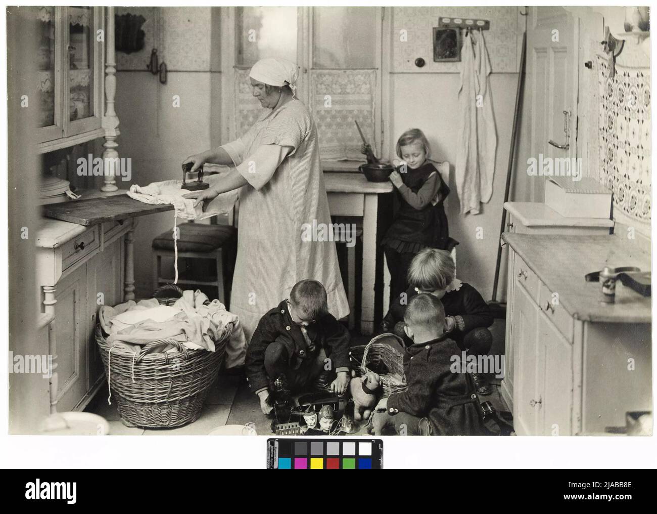 Kitchen in an old interest house. Theo Bauer († 1931), photographer ...