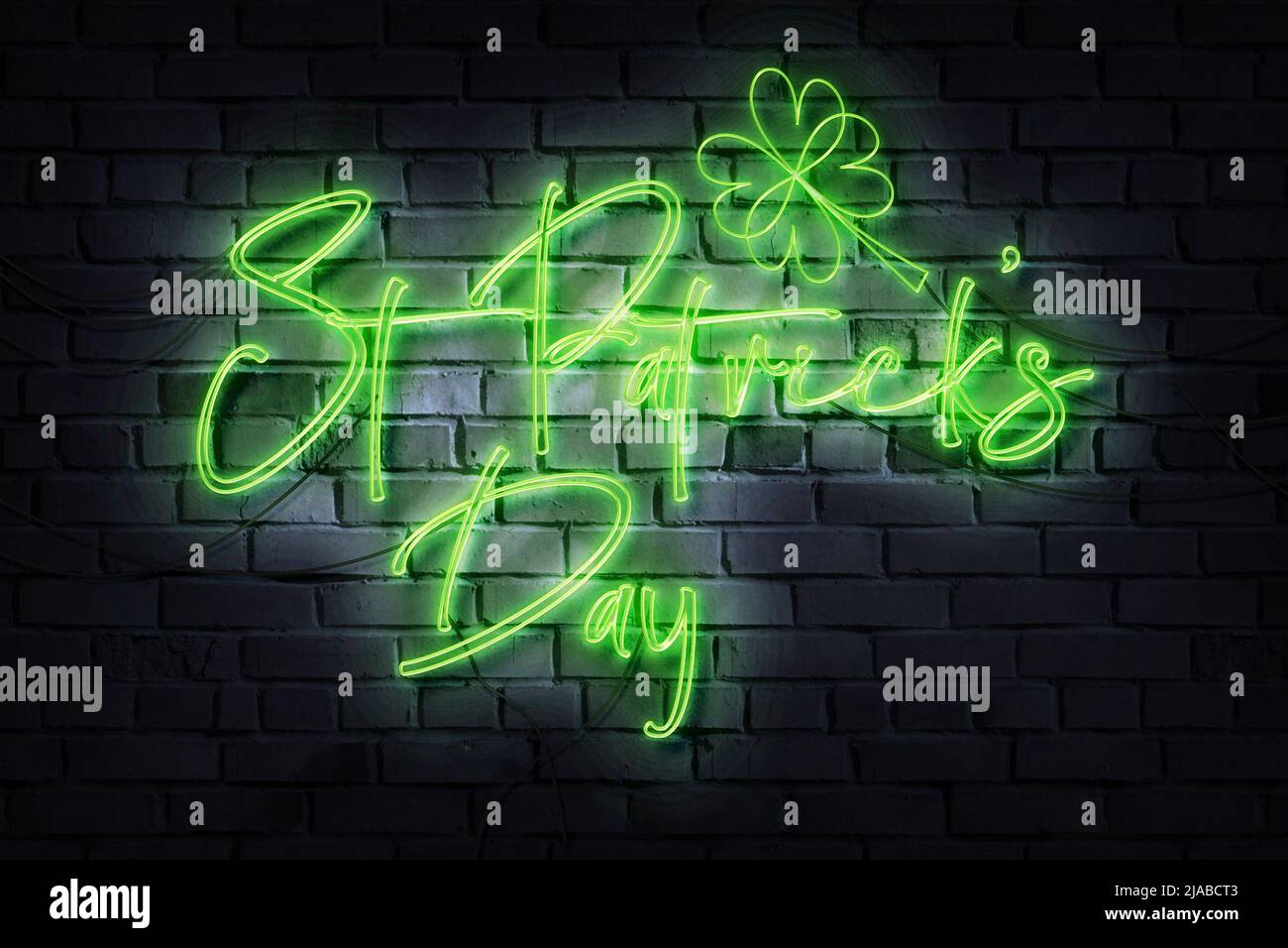 Dark green sign hi-res stock photography and images - Alamy