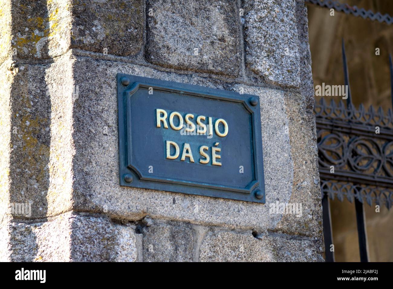 Rossio da Sé plaza, in north Portugal city of Brag. Sé Cathedral ...
