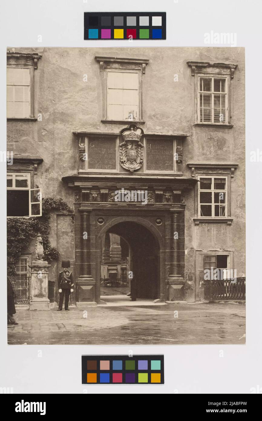 Detailed view royal gate hi-res stock photography and images - Alamy