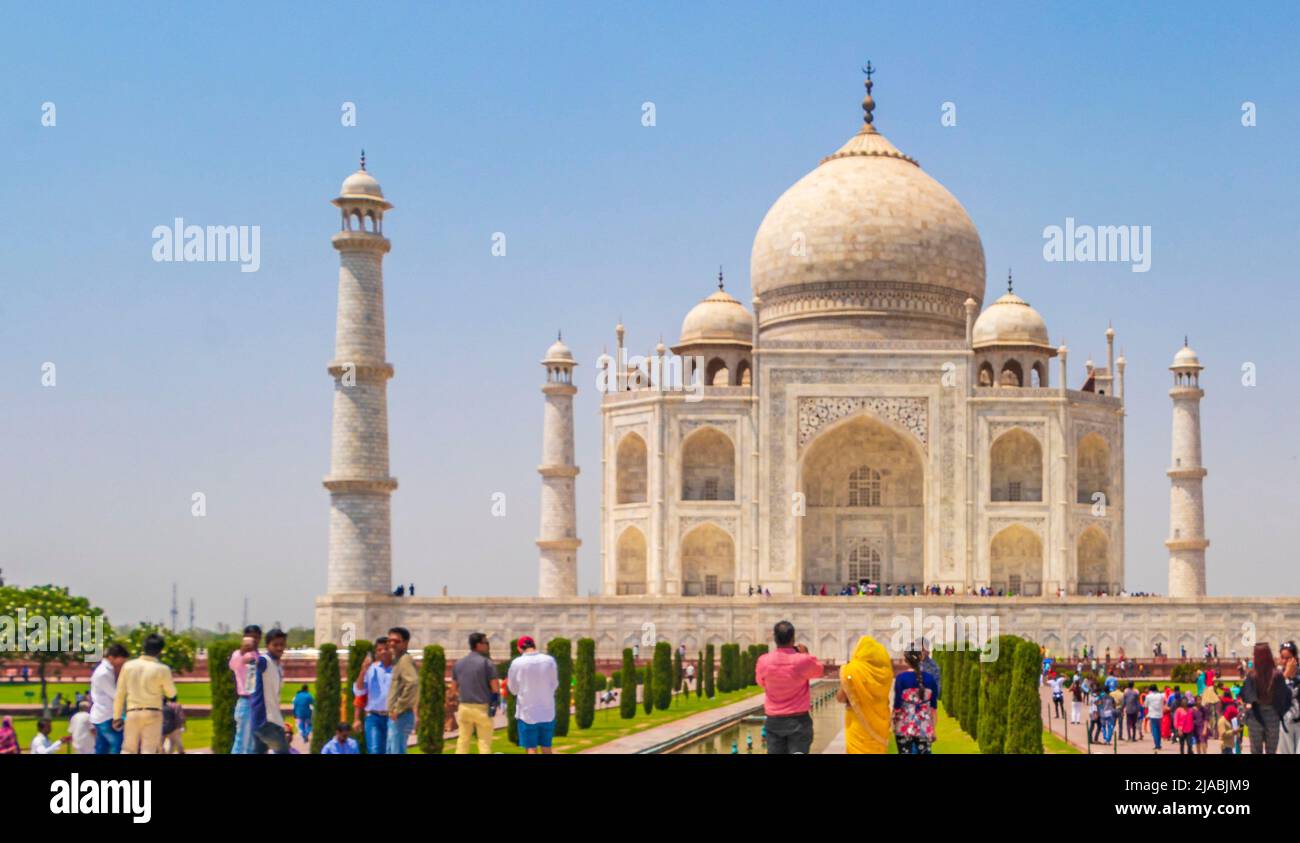 Uttar Pradesh India 10. Mai 2018 Taj Mahal in Agra India Mogul marble ...