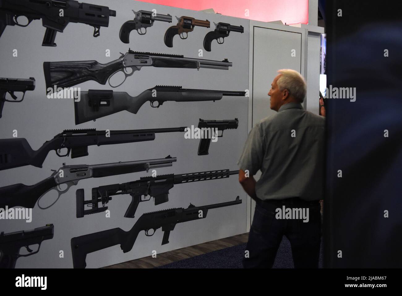 Variety of firearms hi-res stock photography and images - Alamy