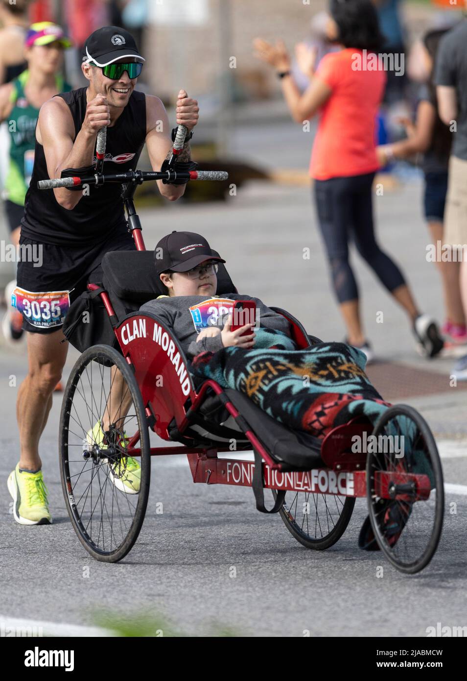 Ottawa marathon 2022 hi-res stock photography and images - Alamy