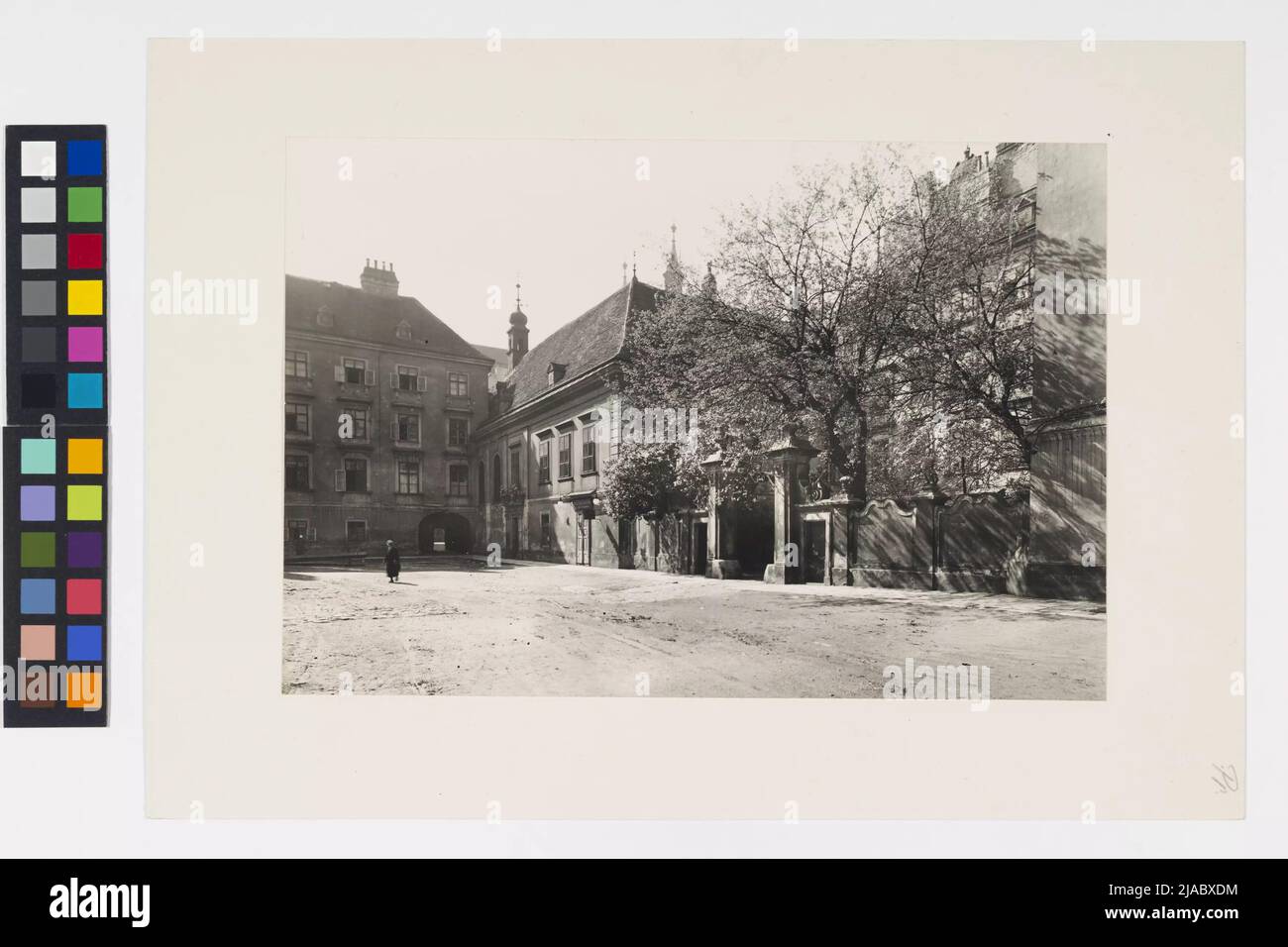 1st, Heiligenkreuzer Hof - prelature - detailed view. Bruno ...