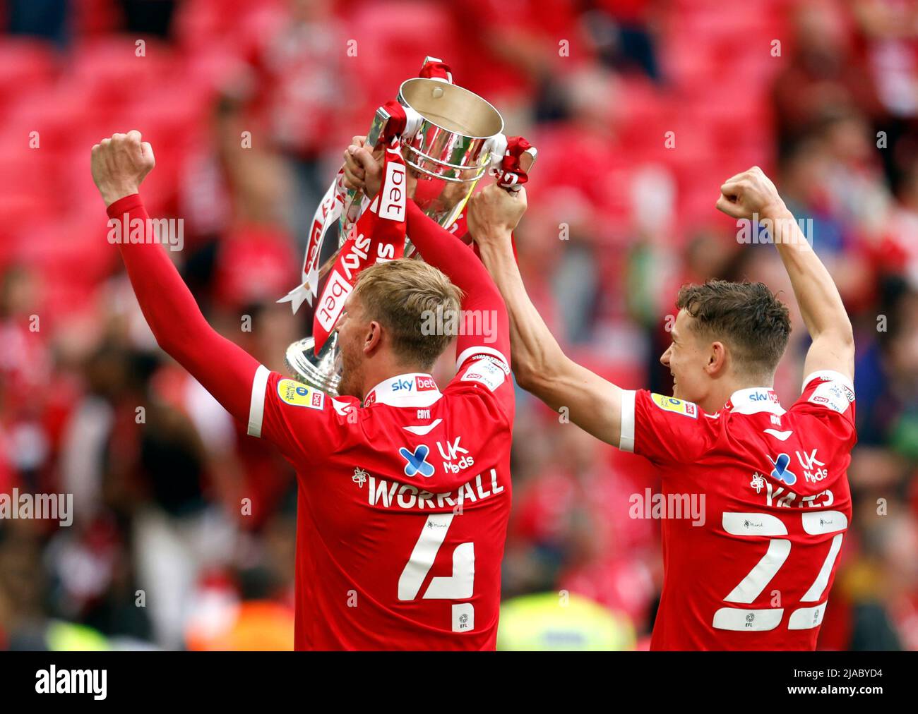 Nottingham Forest's Joe Worrall and Ryan Yates lift the trophy ...