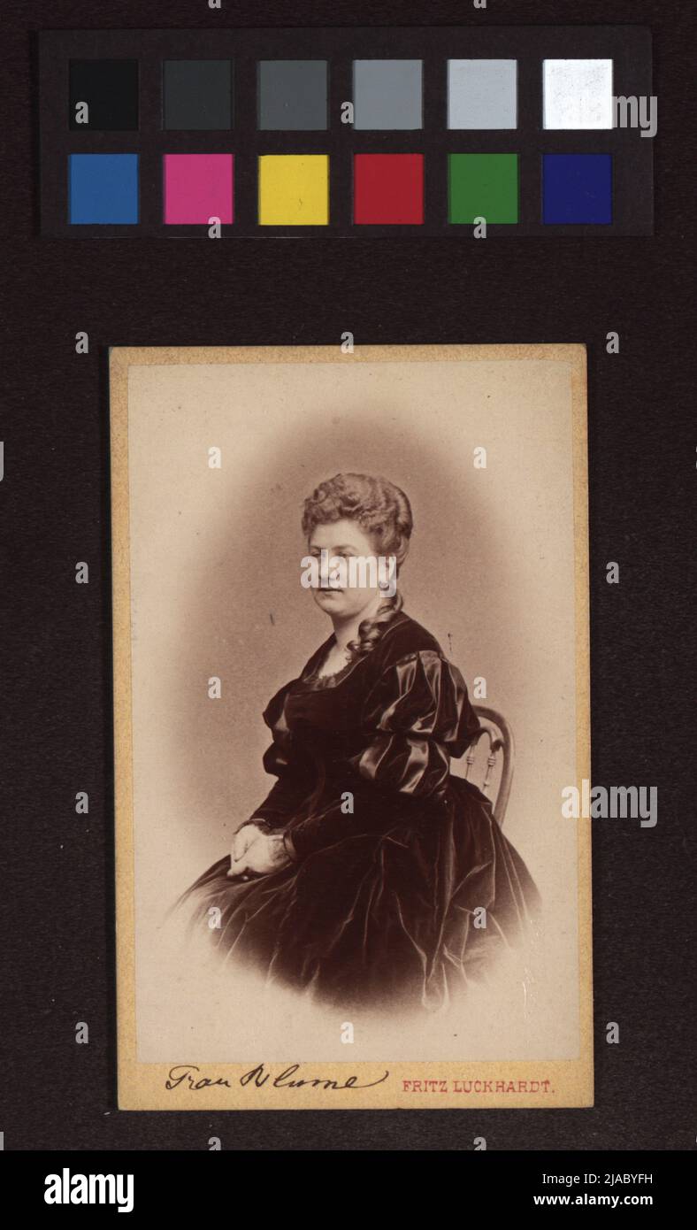 Bianka flower, singer (). Fritz Luckhardt (1843-1894), photographer ...