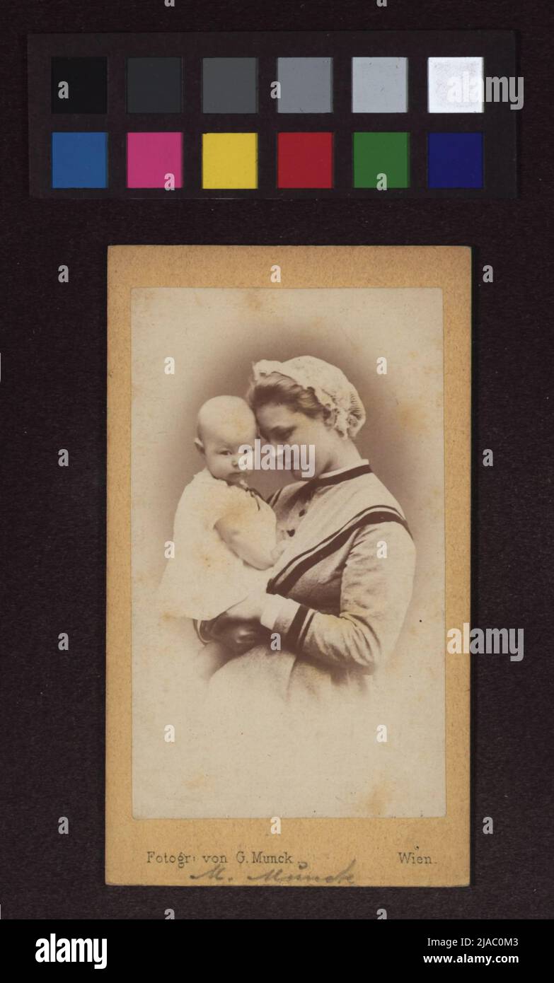 M. Munck (with child). Georg Friedrich Munck (Munk) († 1876), photographer Stock Photo - Alamy
