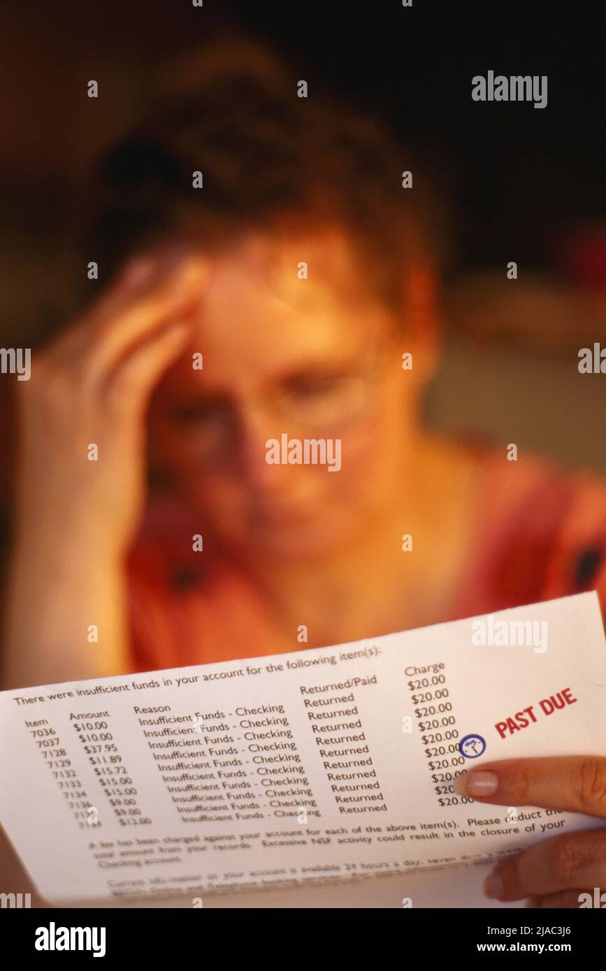 Letter for overdue account hi-res stock photography and images - Alamy