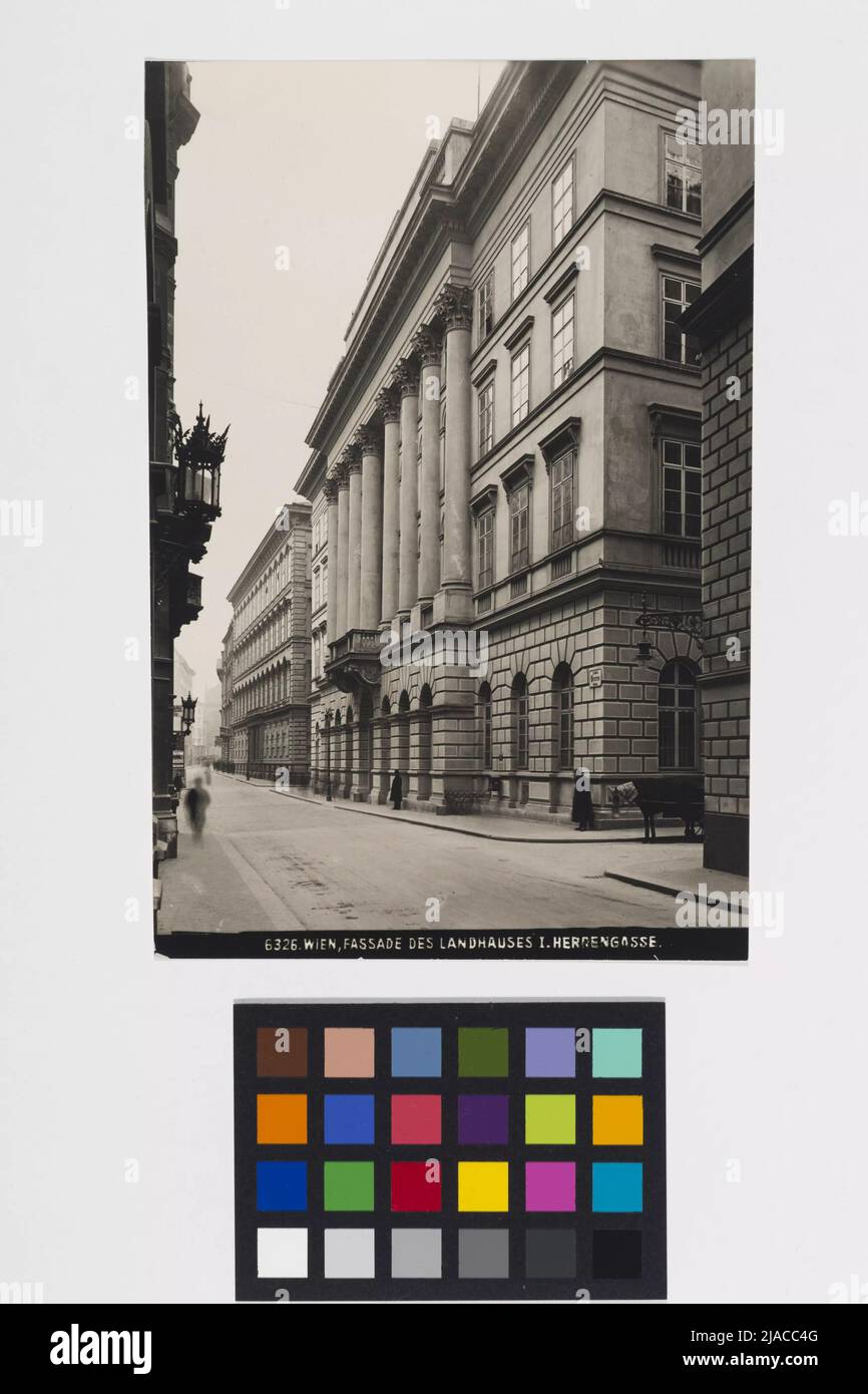 1st, Herrengasse 13 - Lower Austrian country house - facade from right ...