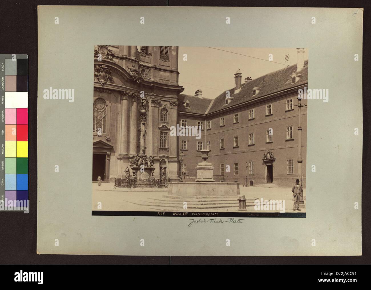 8th, Jodok-Fink-Platz-View over the fountain and Marian column against ...