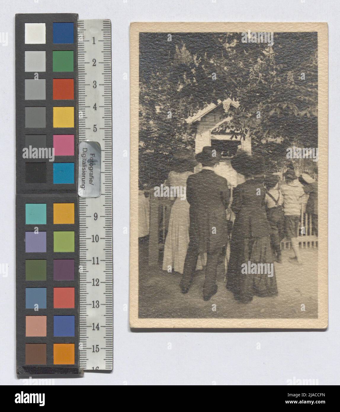 Vienna. - Prater life. Before the Kasperltheater. ". Brothers Kohn KG ...