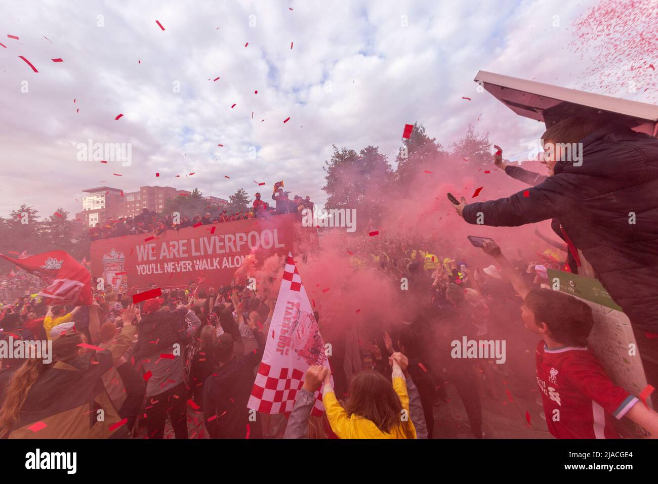 Liverpool fc's trophy parade hi-res stock photography and images - Alamy
