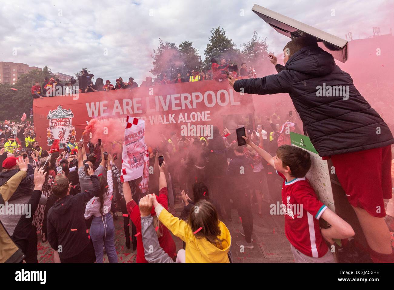 Baltic Triangle, Liverpool, UK. 29th May, 2022. The open-top bus parade ...
