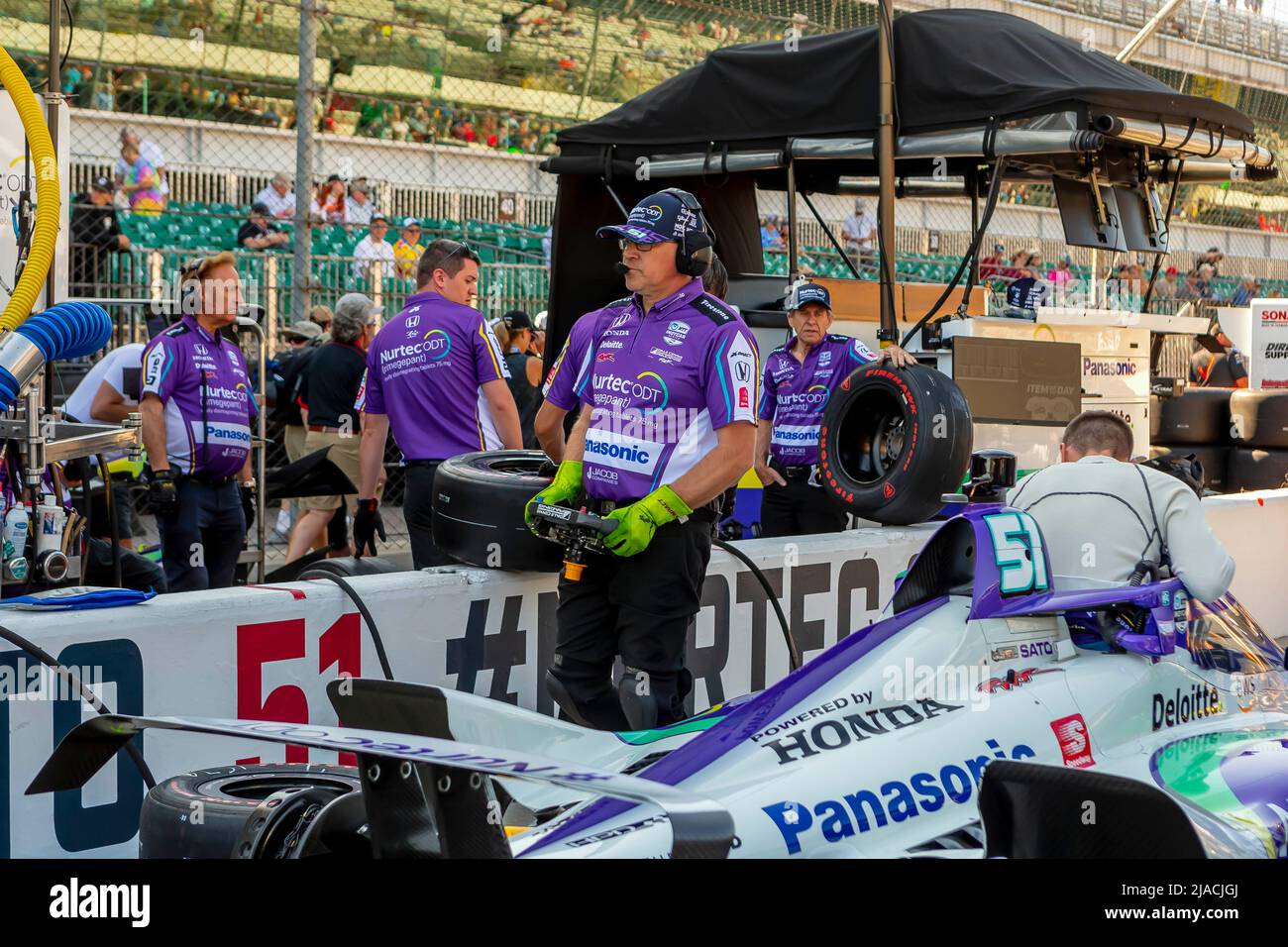 Indianapolis, Indiana, USA. 29th May, 2022. Crew members of Rick Ware ...