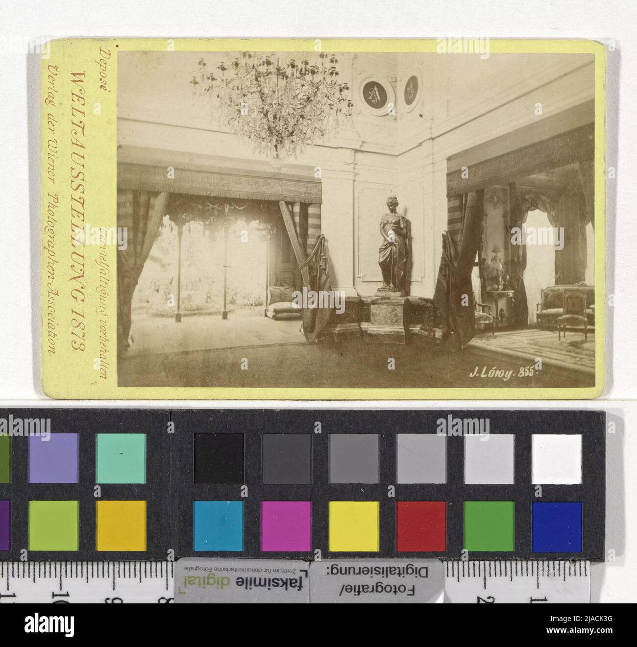 Commison hi-res stock photography and images - Alamy