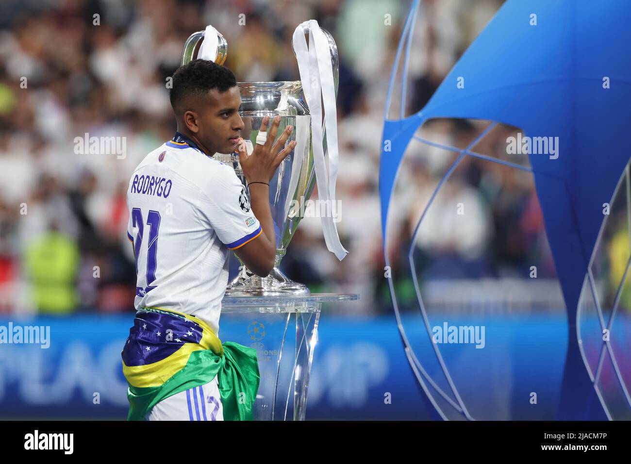 Uefa champions league trophy ceremony hi-res stock photography and ...
