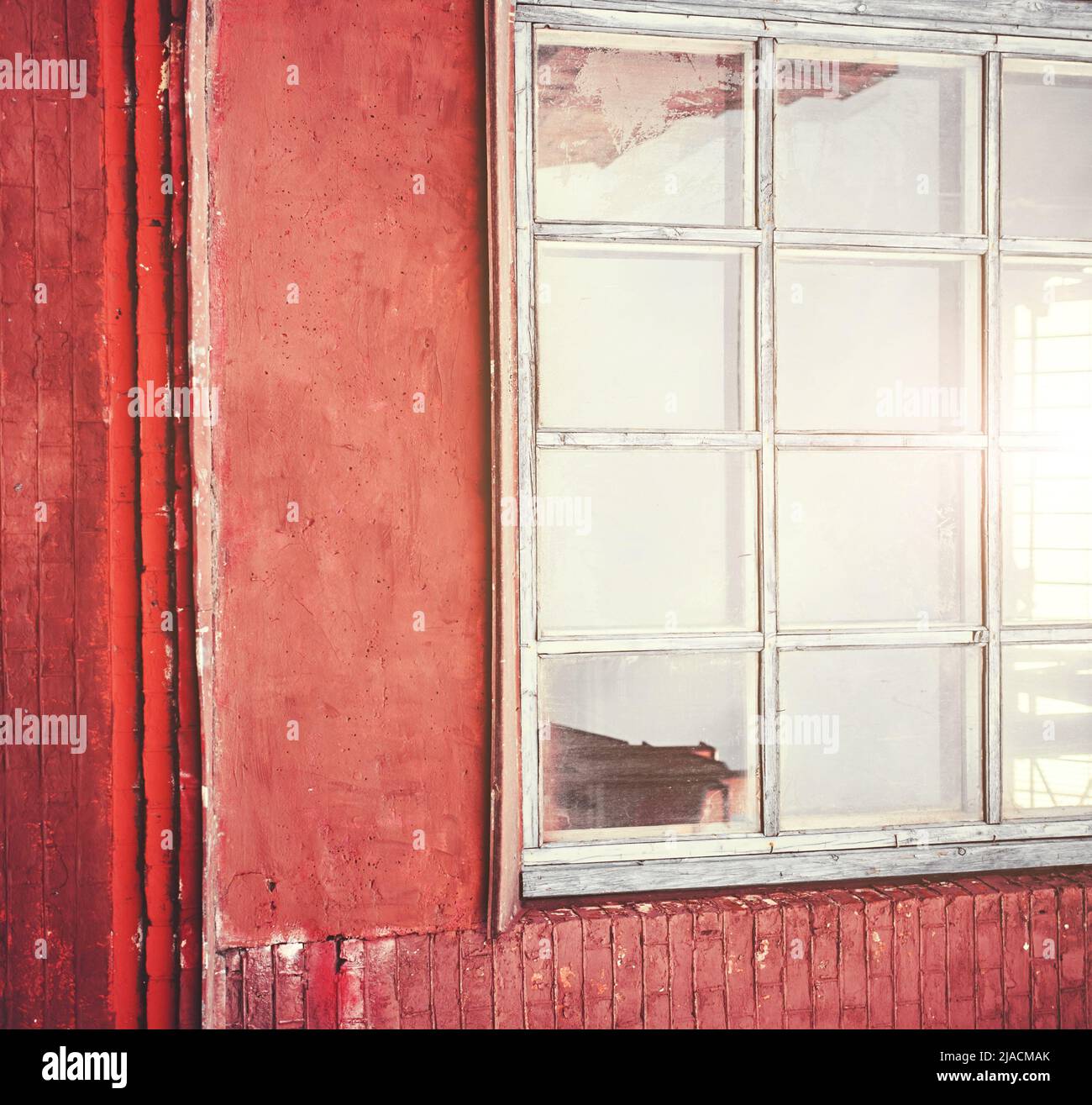 blue window in a red brick house Stock Photo - Alamy