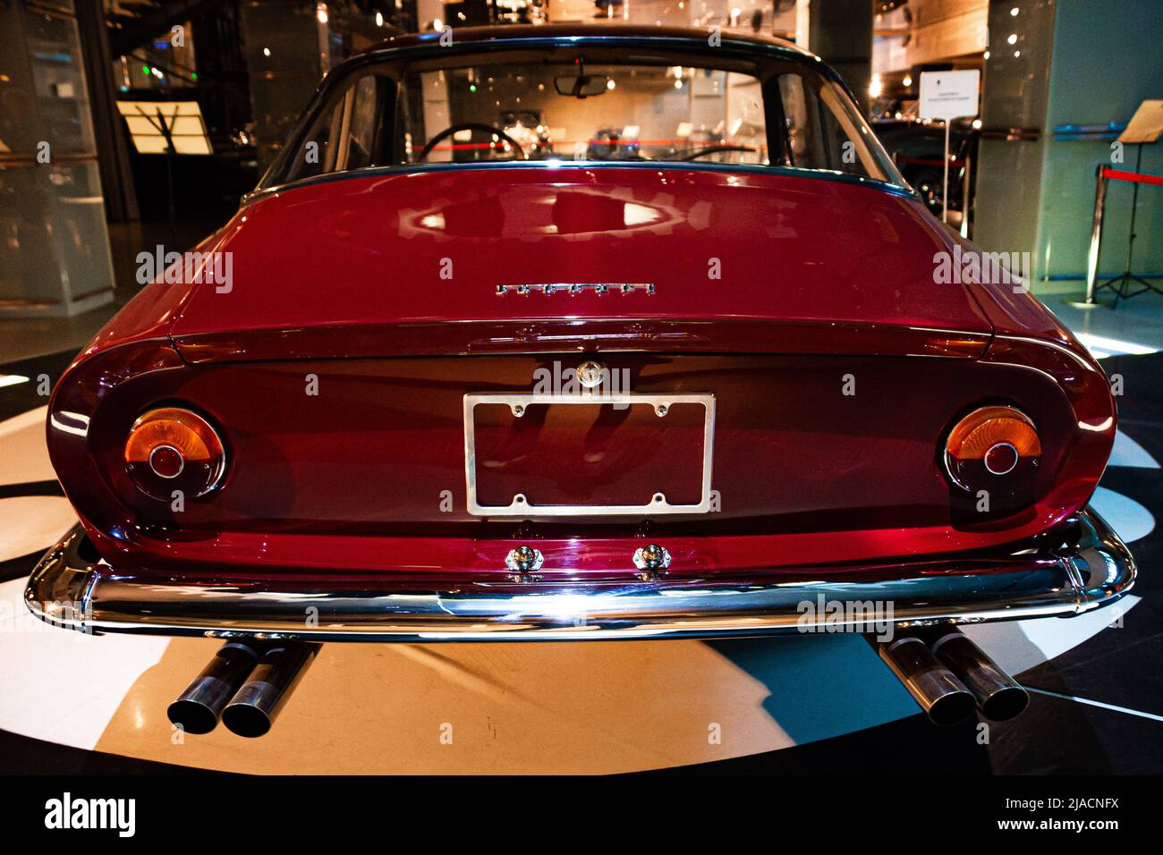 Ferrari convertible retro red car Stock Photo - Alamy
