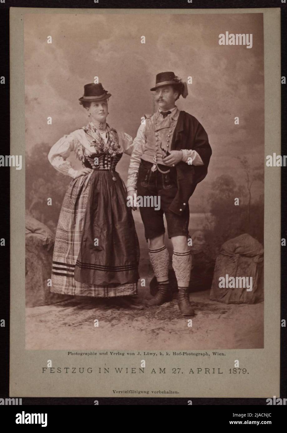 Group hochgebirgsjagd hi-res stock photography and images - Alamy