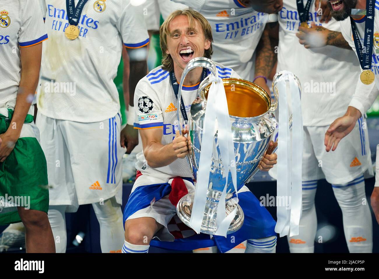Luka Modric of Real Madrid with the trophy during the UEFA Champions ...
