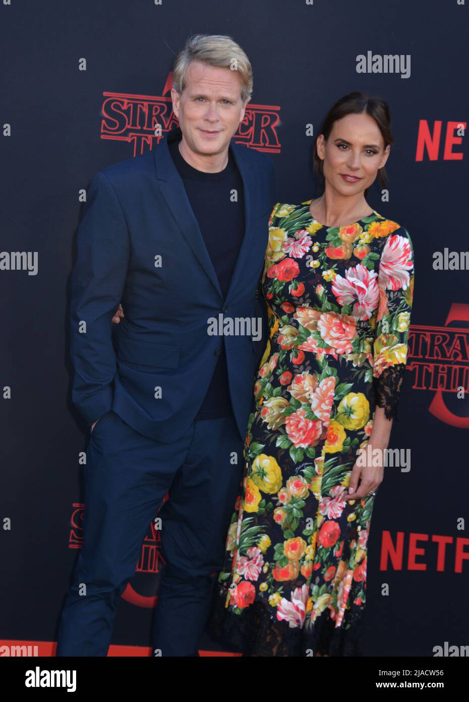 Cary Elwes, Lisa Marie Kubikoff 111 attend the premiere of Netflix's ...