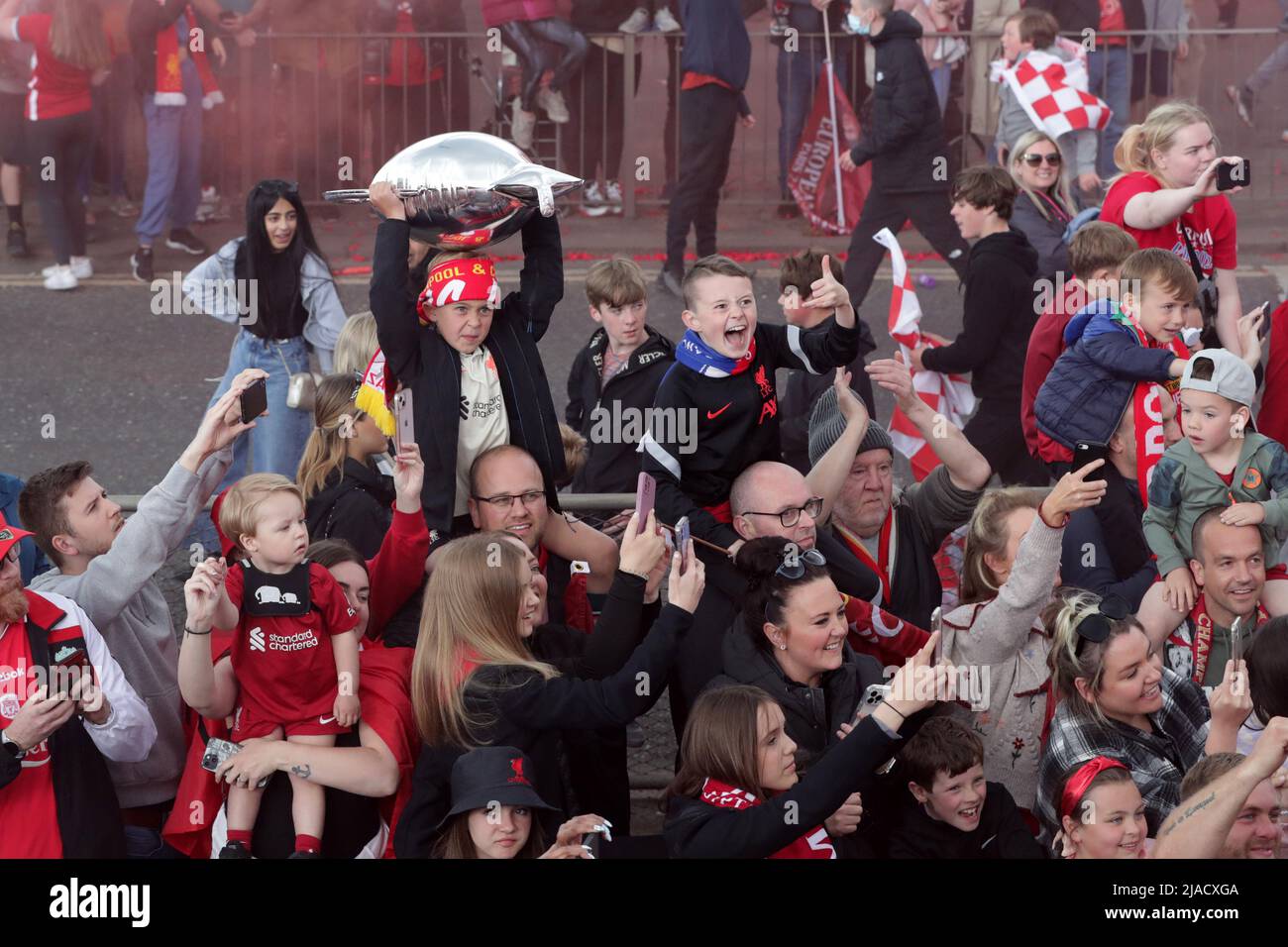 The liverpool fc team bus hi-res stock photography and images - Alamy