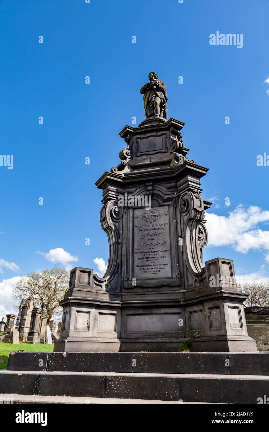Glasgow Necropolis: Victorian ‘city of the dead’, near to Glasgow ...