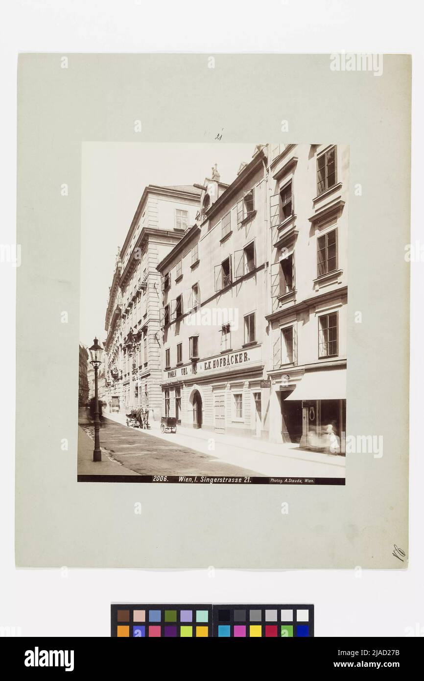 1st, Singerstraße 21-inclined view-View towards Stock-Im-Eisen-Platz ...