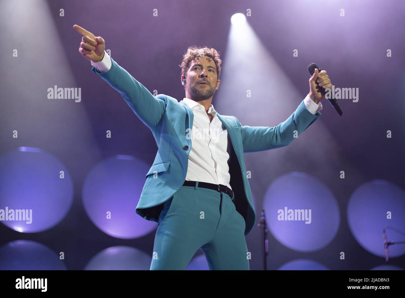 David Bisbal performing at the EN TUS PLANES 2021 tour at the Palacio ...