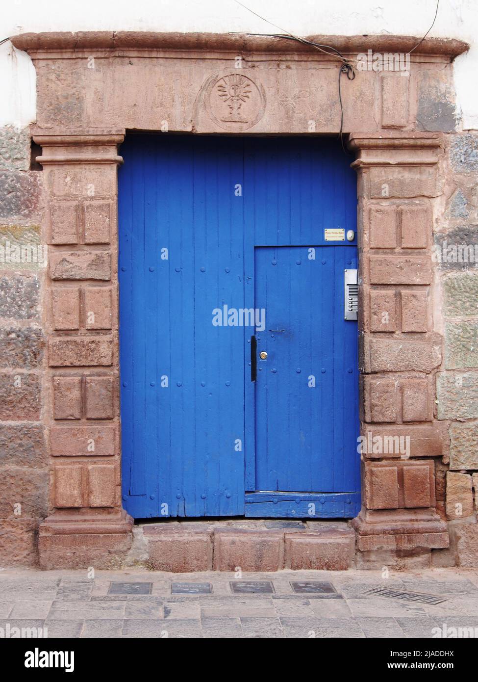 Old Cusco colonial style stone gate and doorway Stock Photo - Alamy