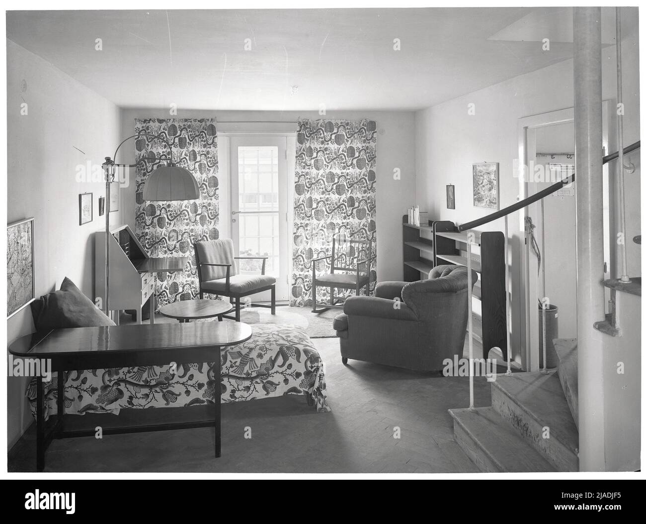 Settlement room Cut Out Stock Images & Pictures - Alamy