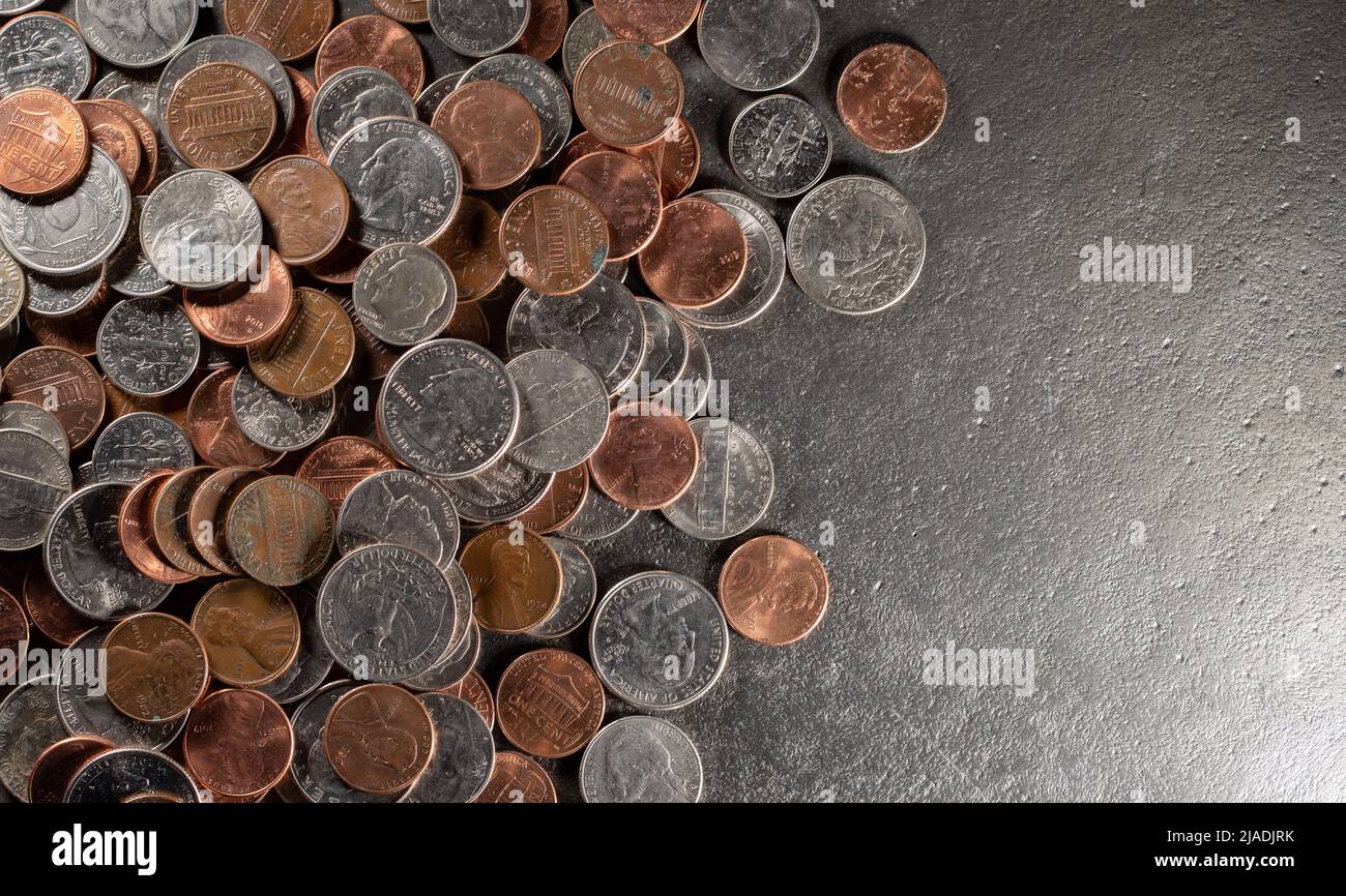 Quarter coins hi-res stock photography and images - Alamy