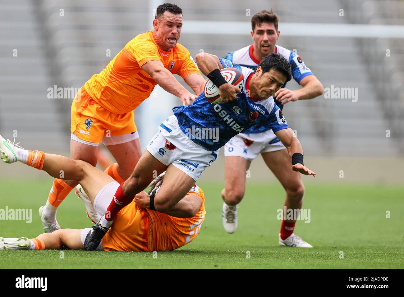 Tokyo, Japan. 28th May, 2022. (L-R) Shohei Toyoshima (), Ryan Crotty ...
