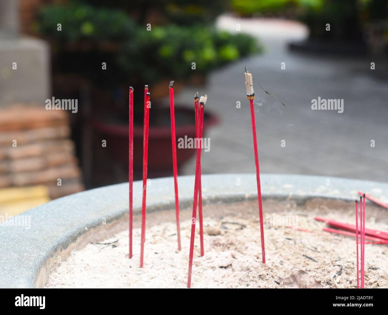 Budish temple hi-res stock photography and images - Alamy