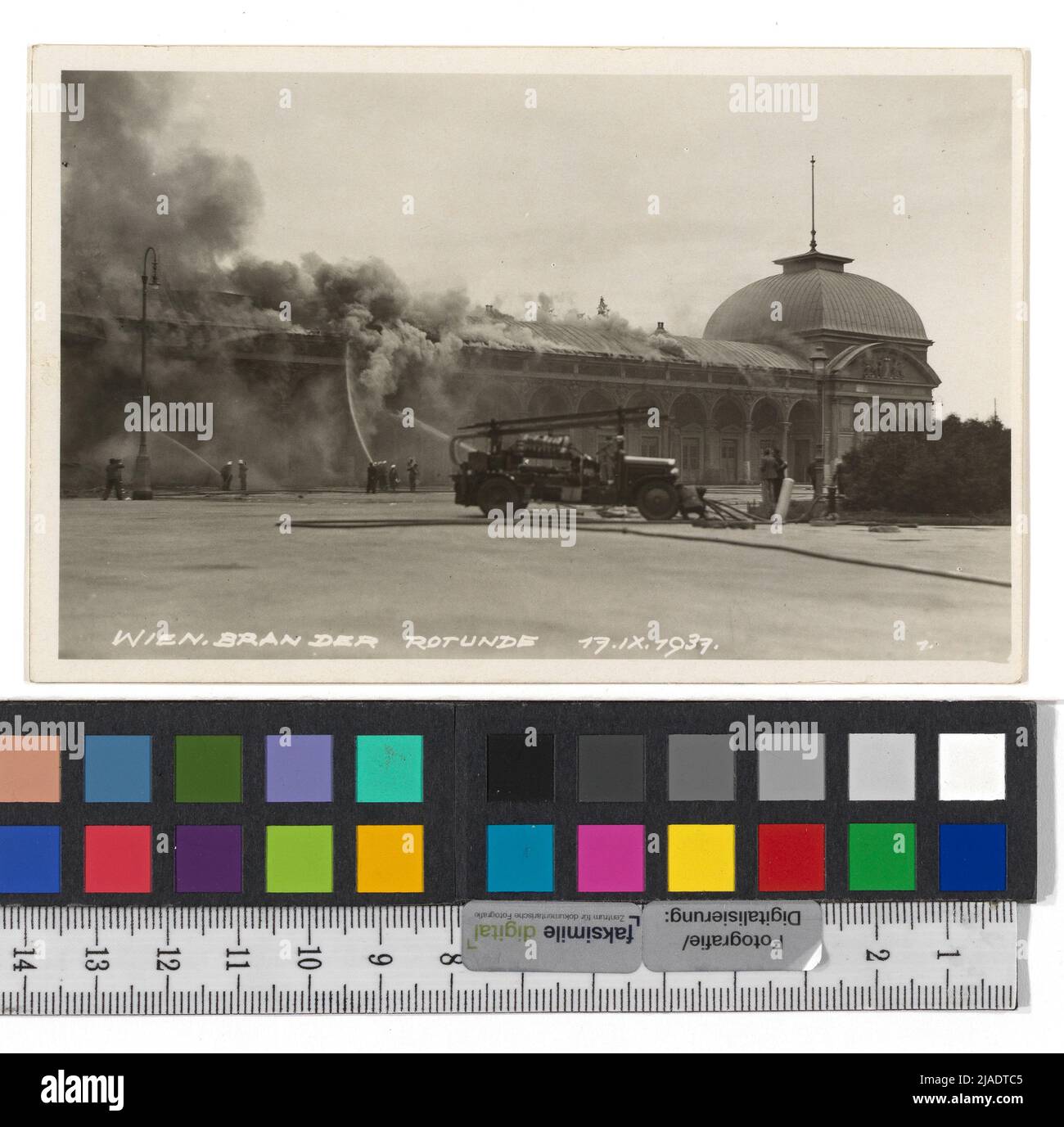 Vienna date Cut Out Stock Images & Pictures - Alamy