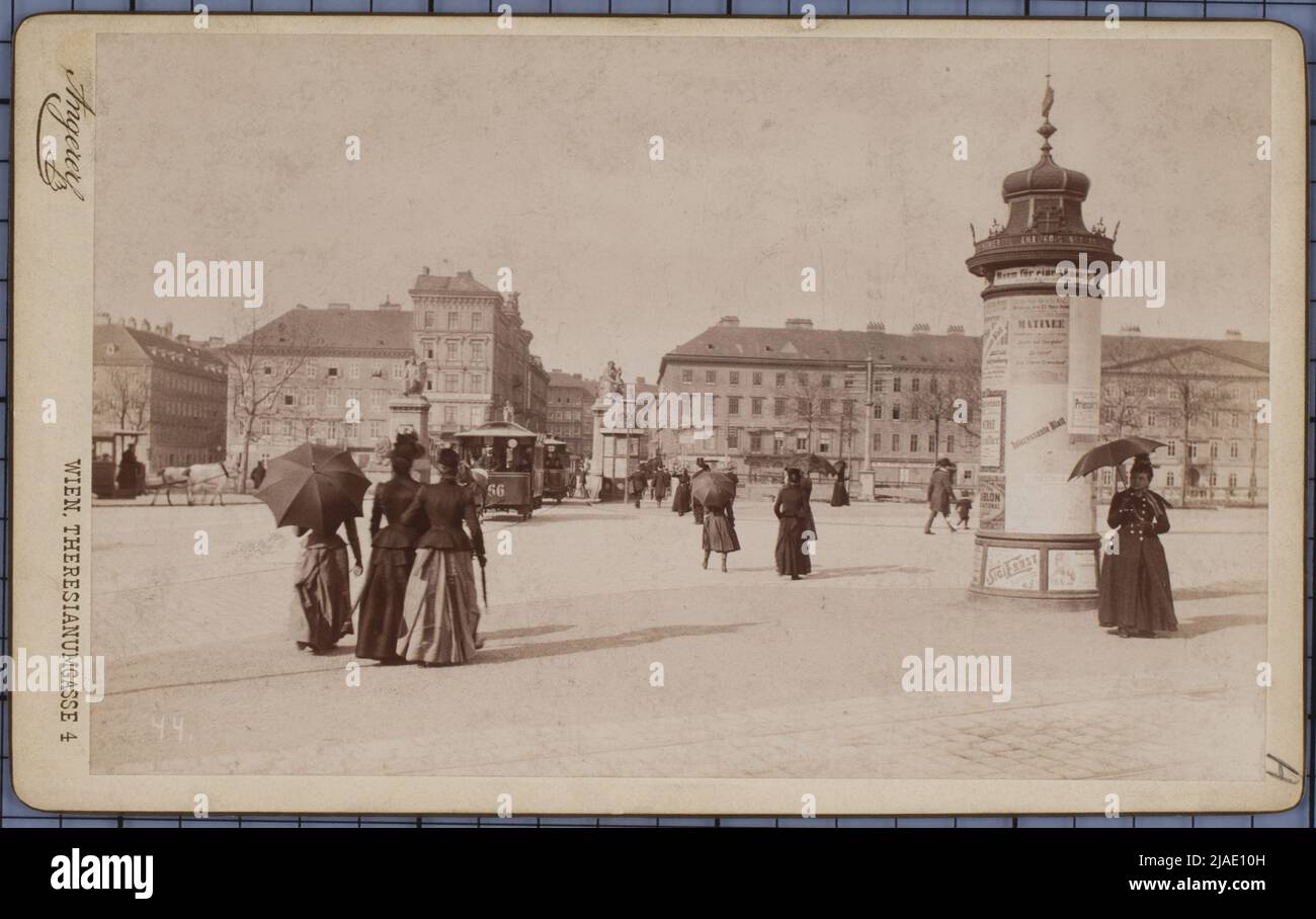 1st, Aspernplatz, general - view over the channel towards the 2nd ...
